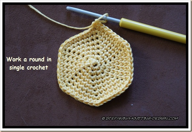 stefanina's dream: Free round little pocket in granny square : tutorial